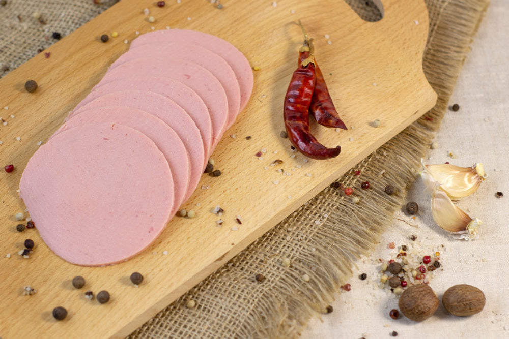 Beef & Pork Bologna (Pre-Sliced) – Evergreen Pasture and Provisions